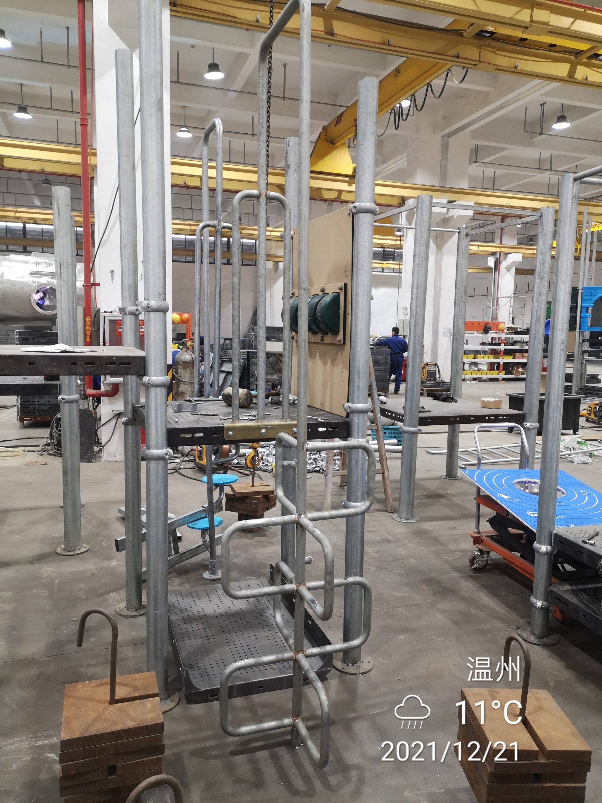 Ribbon Climber | IPEMA